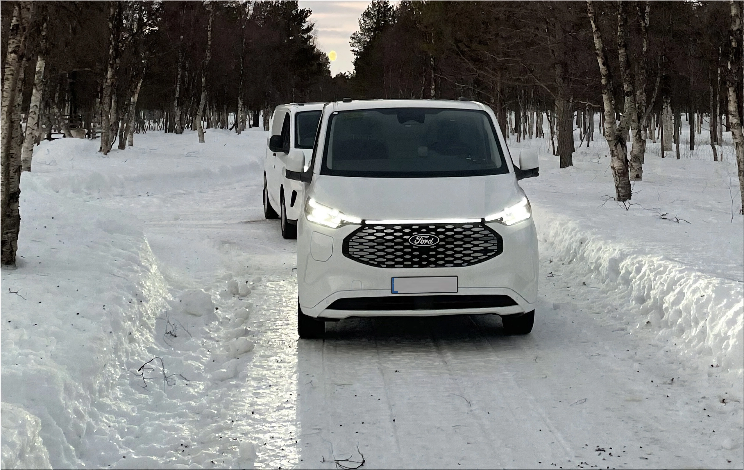 2026 Ford E-Transit Custom AWD Review: Up to 230 Mile Range and 630 Nm Torque | Electric Hunter