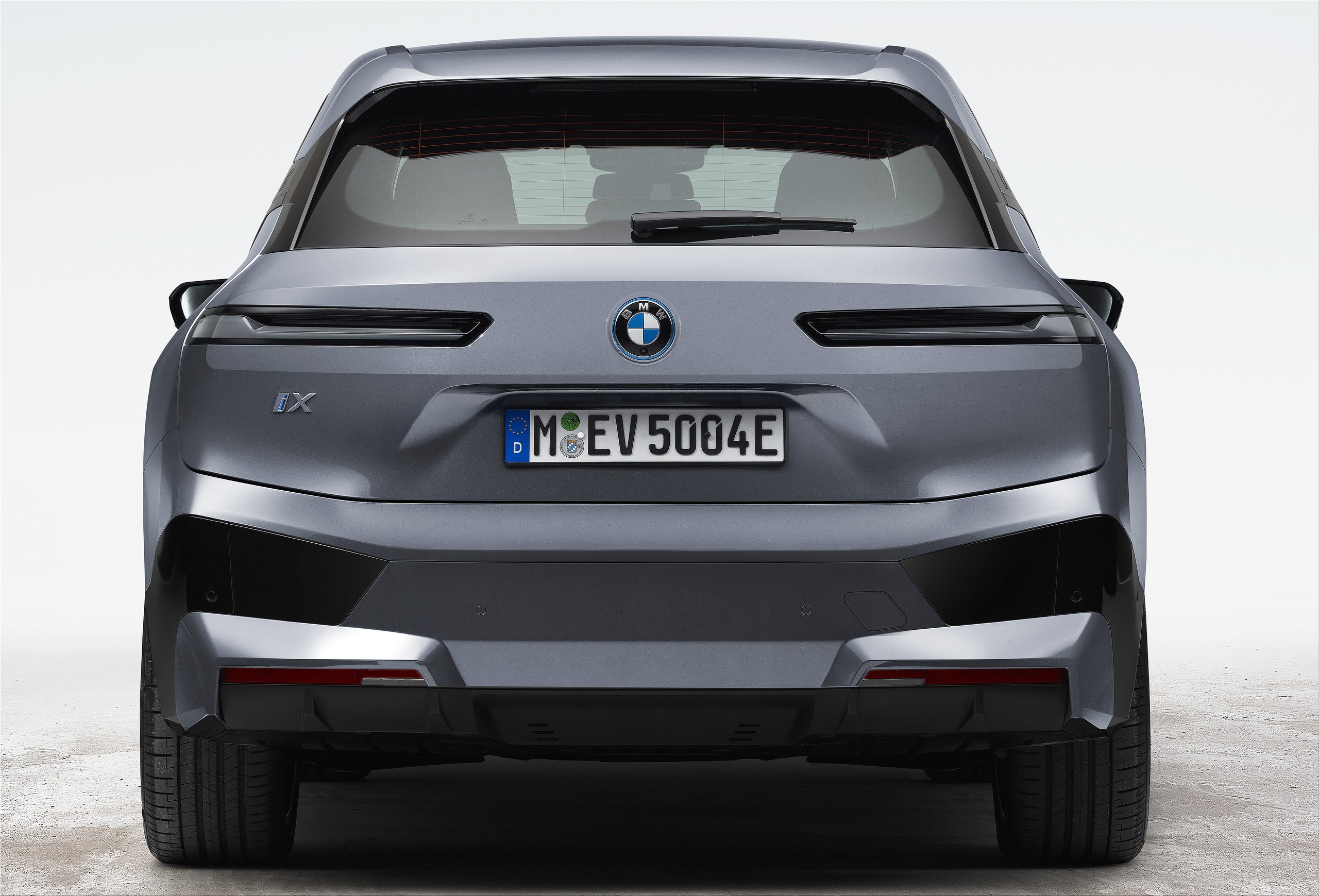 The new BMW iX xDrive50 electric SUV from 98,000 euros | Electric Hunter