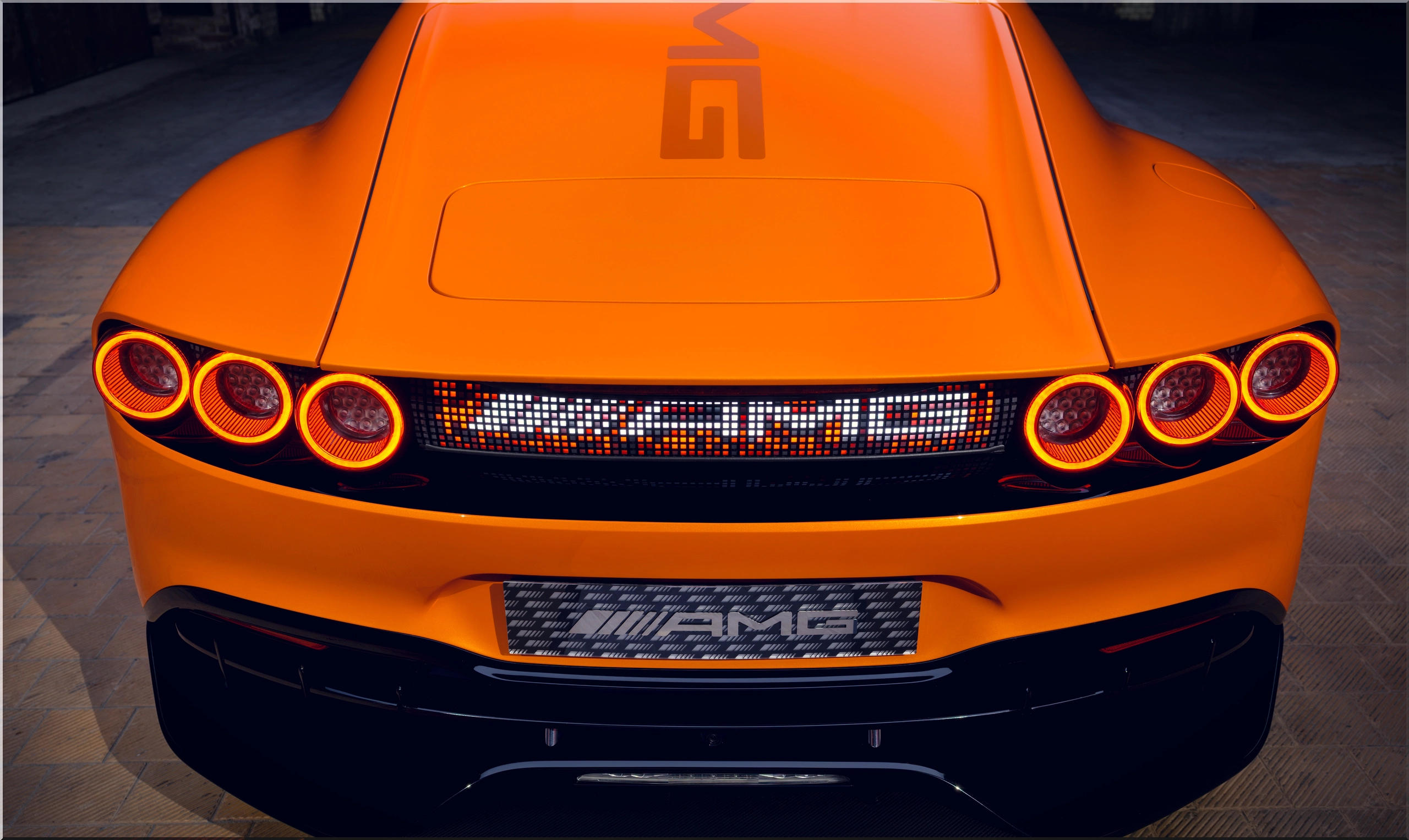 Mercedes-Benz AMG GT XX: Inside the 1,360-HP Electric Prototype ...