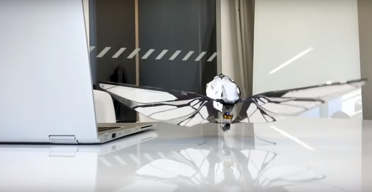 MetaFly, a Unique Flying Biomimetic Controllable Insect | Electric Hunter