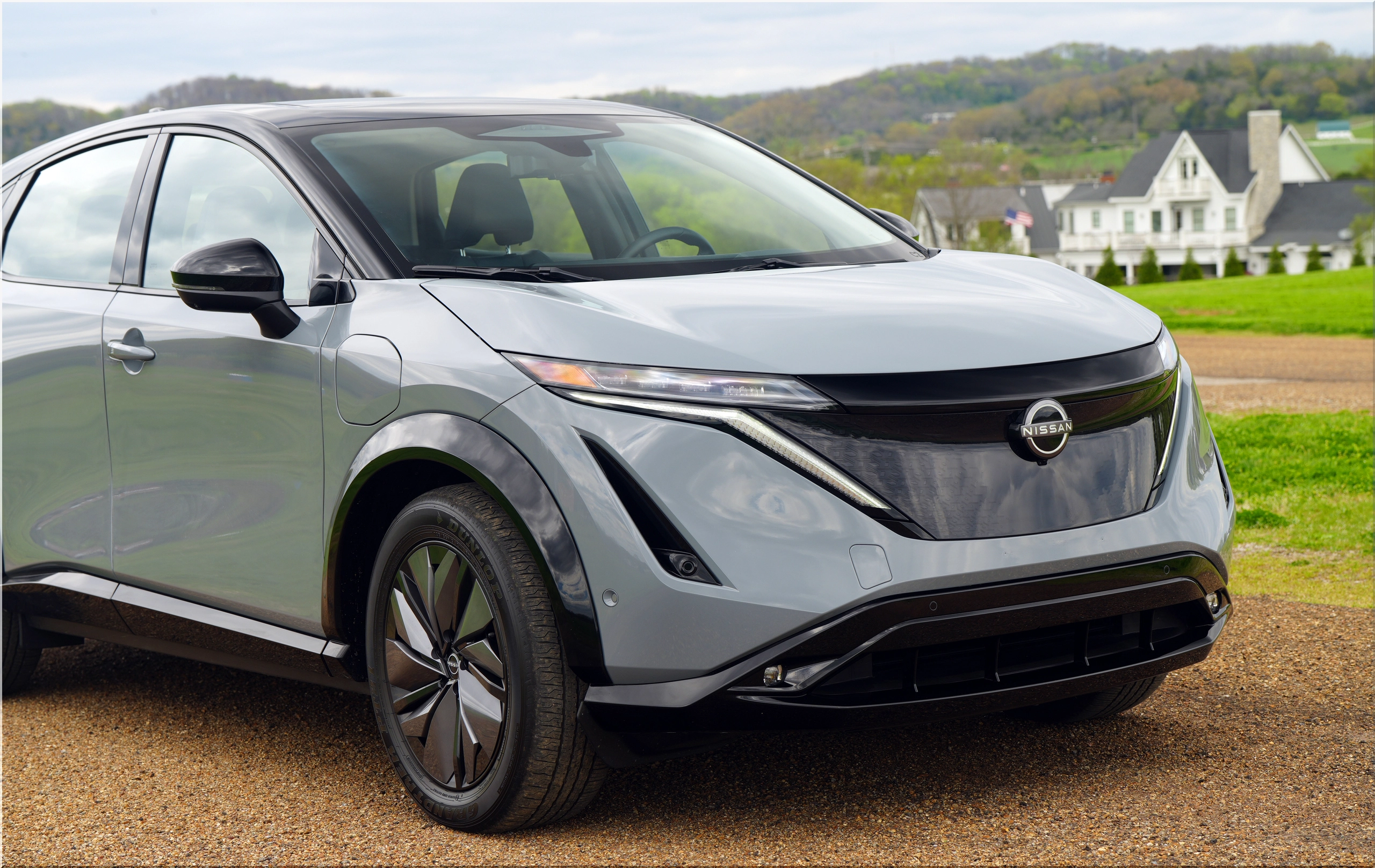 2025 Nissan Ariya: Electric SUV Gains Fresh Options And A New Starting ...
