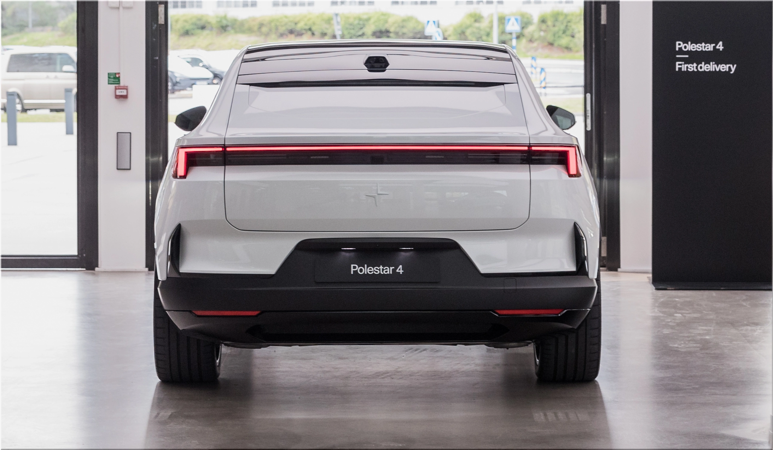 First Polestar 4 Electric SUV Coupes Arrive in Europe | Electric Hunter
