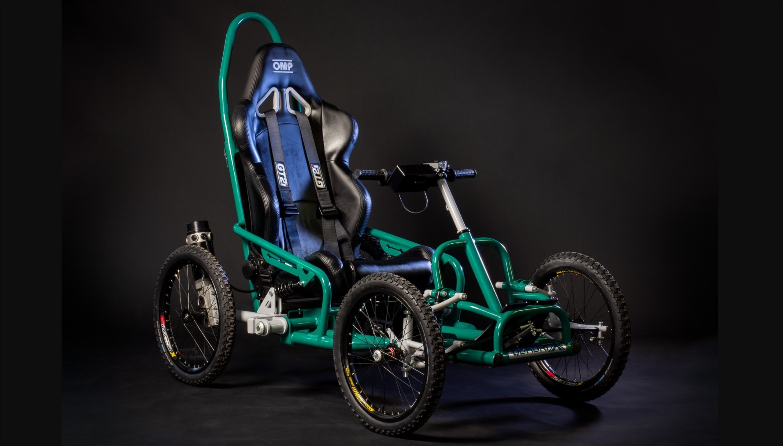 The Quadrix Axess e3 is an all-terrain electric wheelchair with ...
