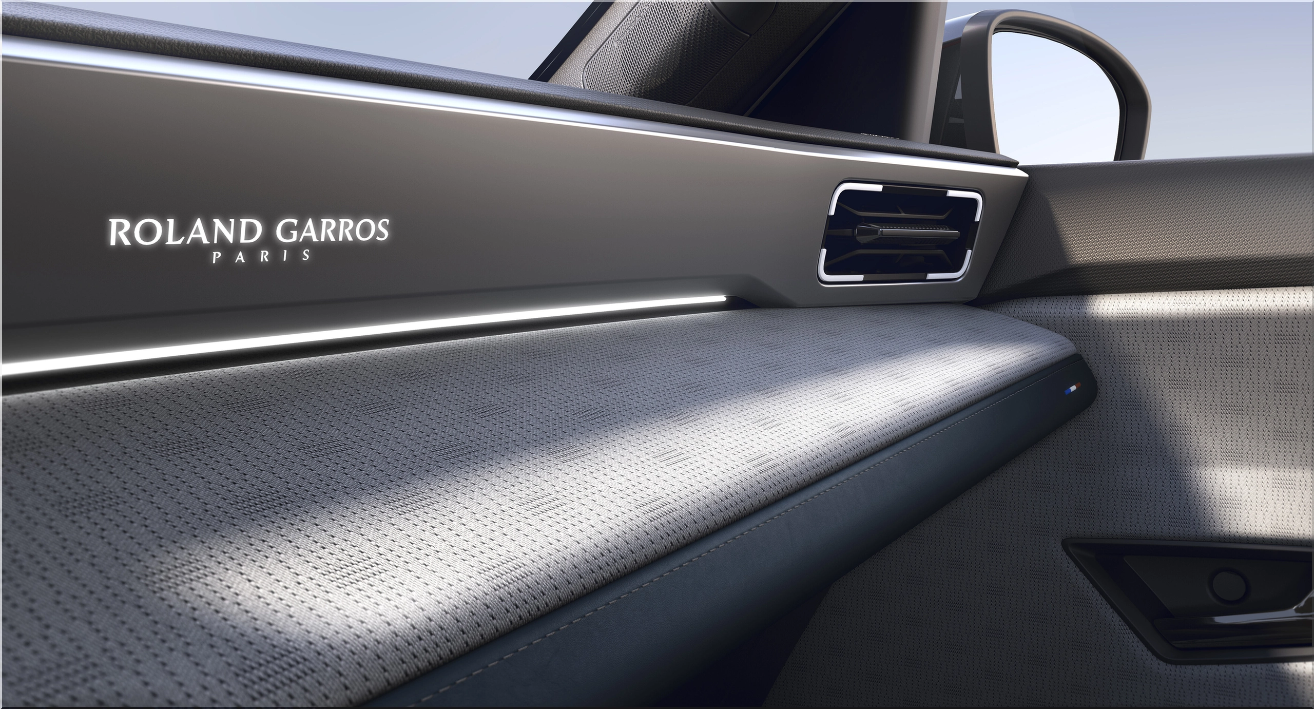 Renault 5 E-Tech Electric Wins Car of the Year 2025 With Zero Tailpipe ...