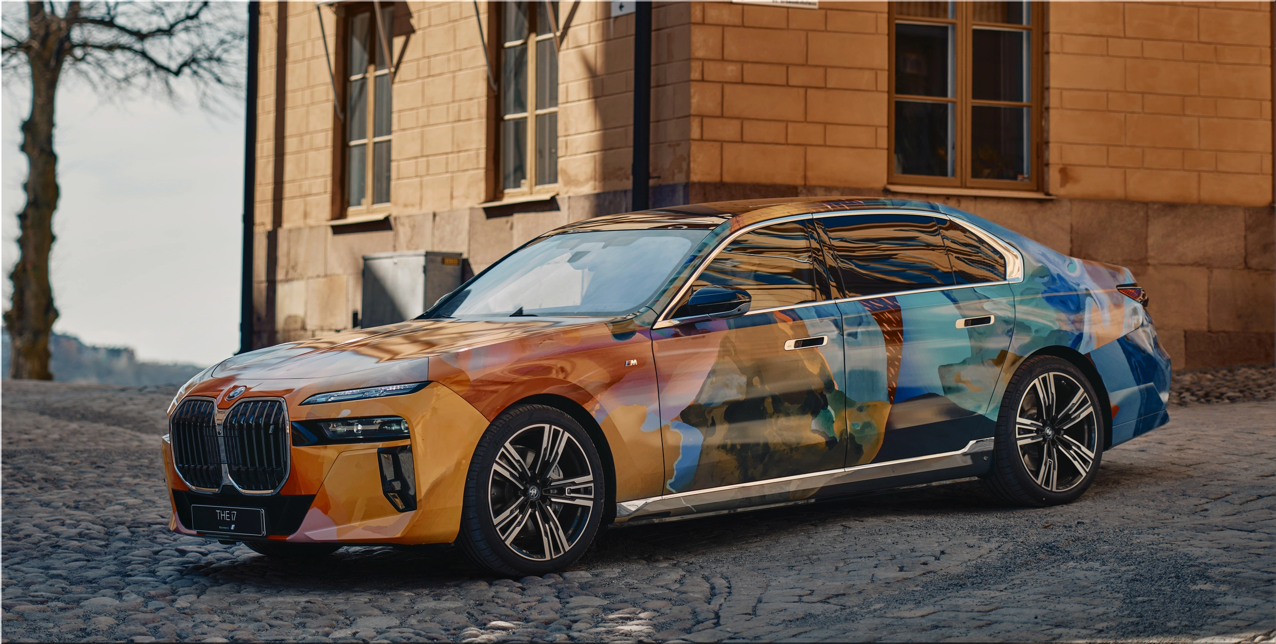 BMW i7: The Electric Art Car That Will Light Up Stockholm's Streets ...