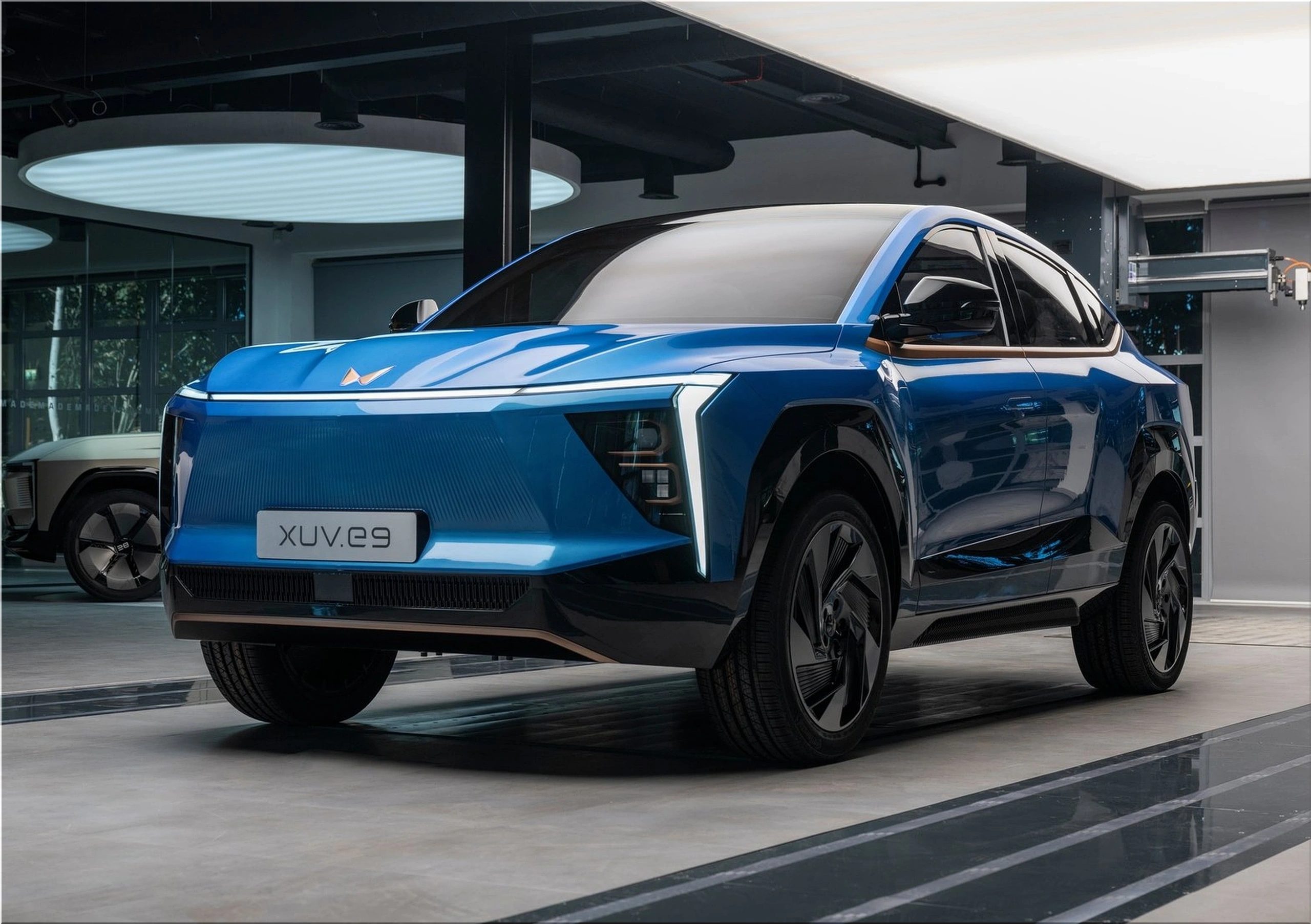 Xuv electric car store