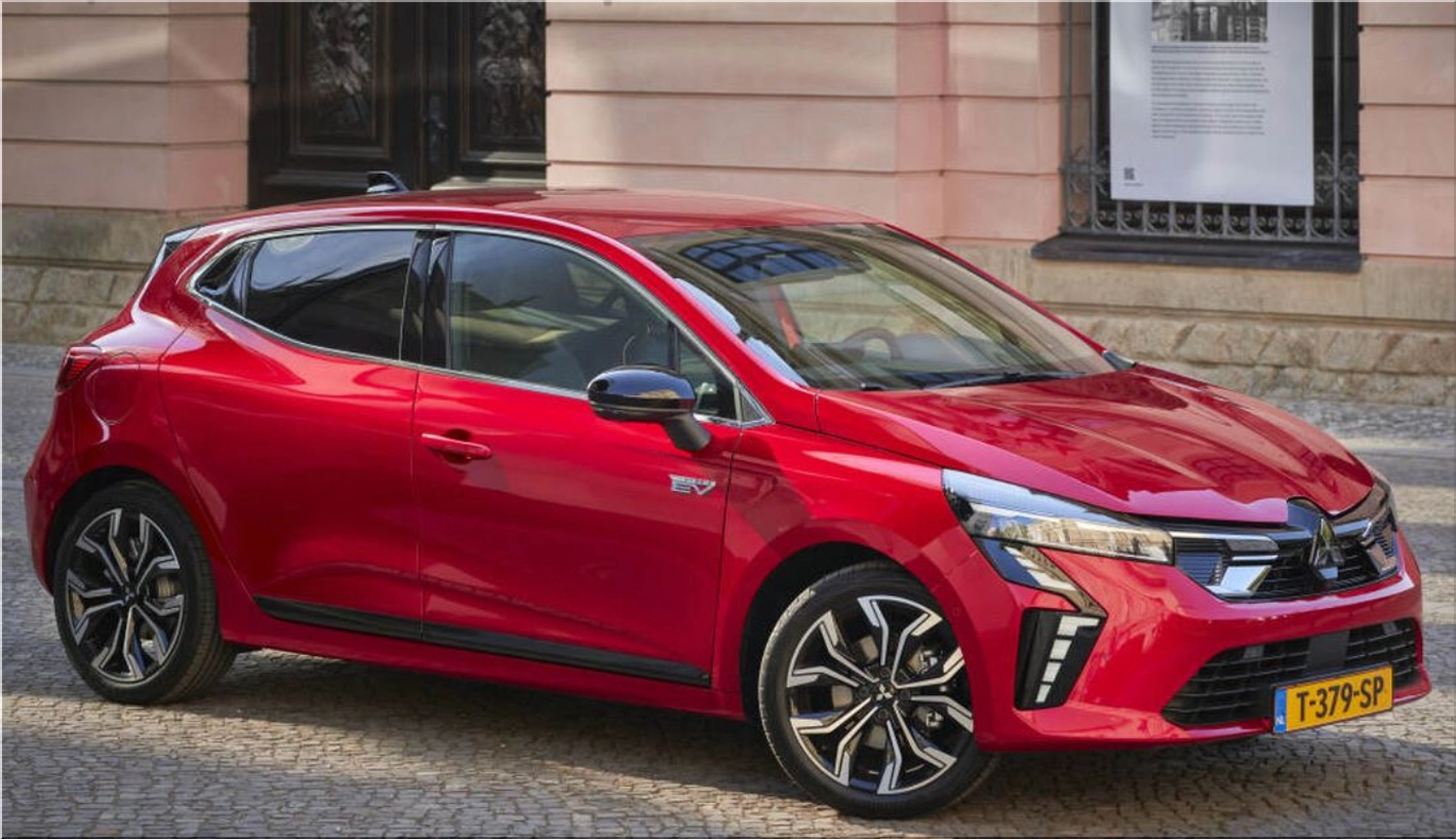 The Mitsubishi Colt is back in Spain: a rebadged Renault Clio with a ...