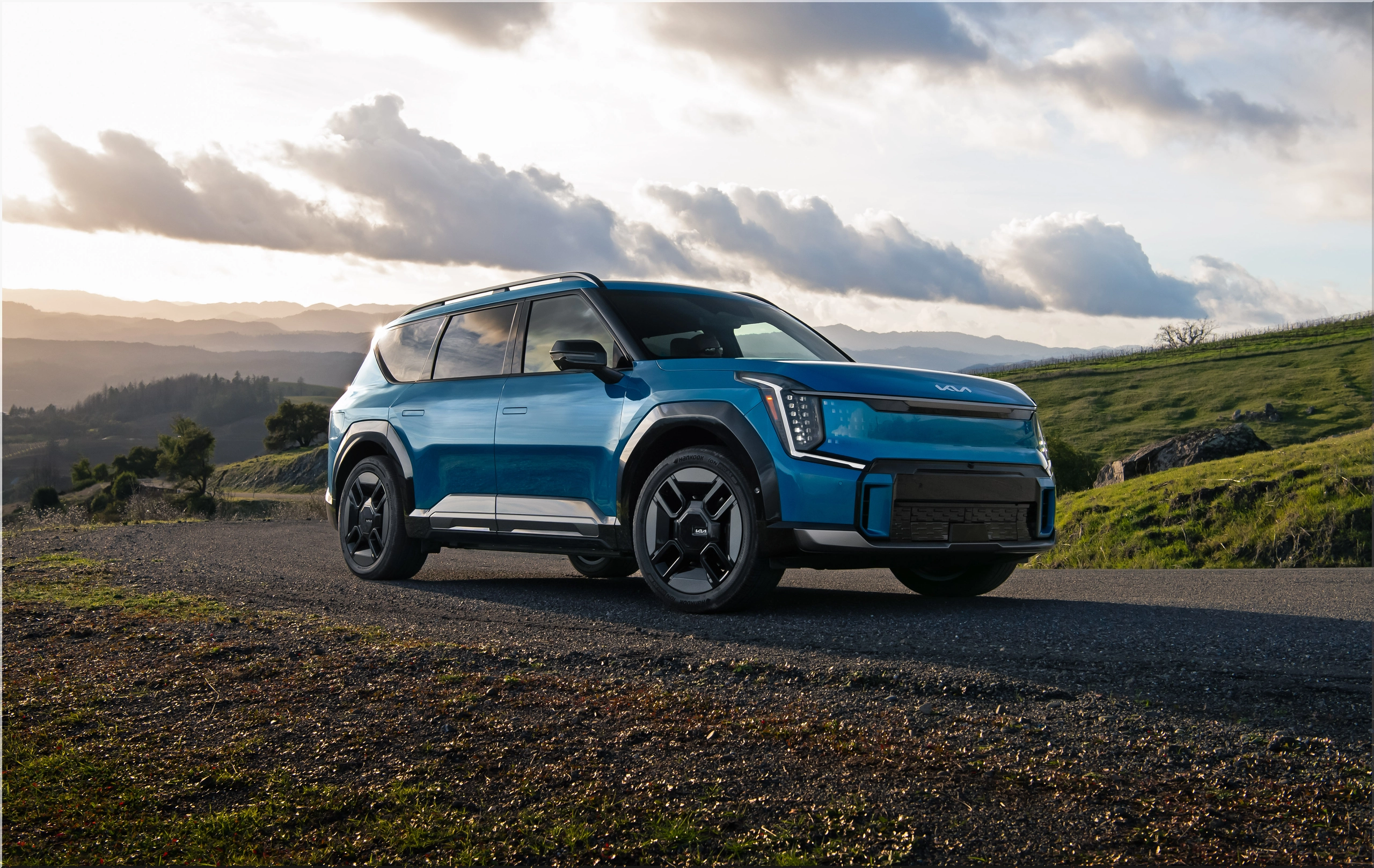 2025 Kia EV9 Pricing Revealed: Luxury Electric SUV Starts Below $55,000 ...