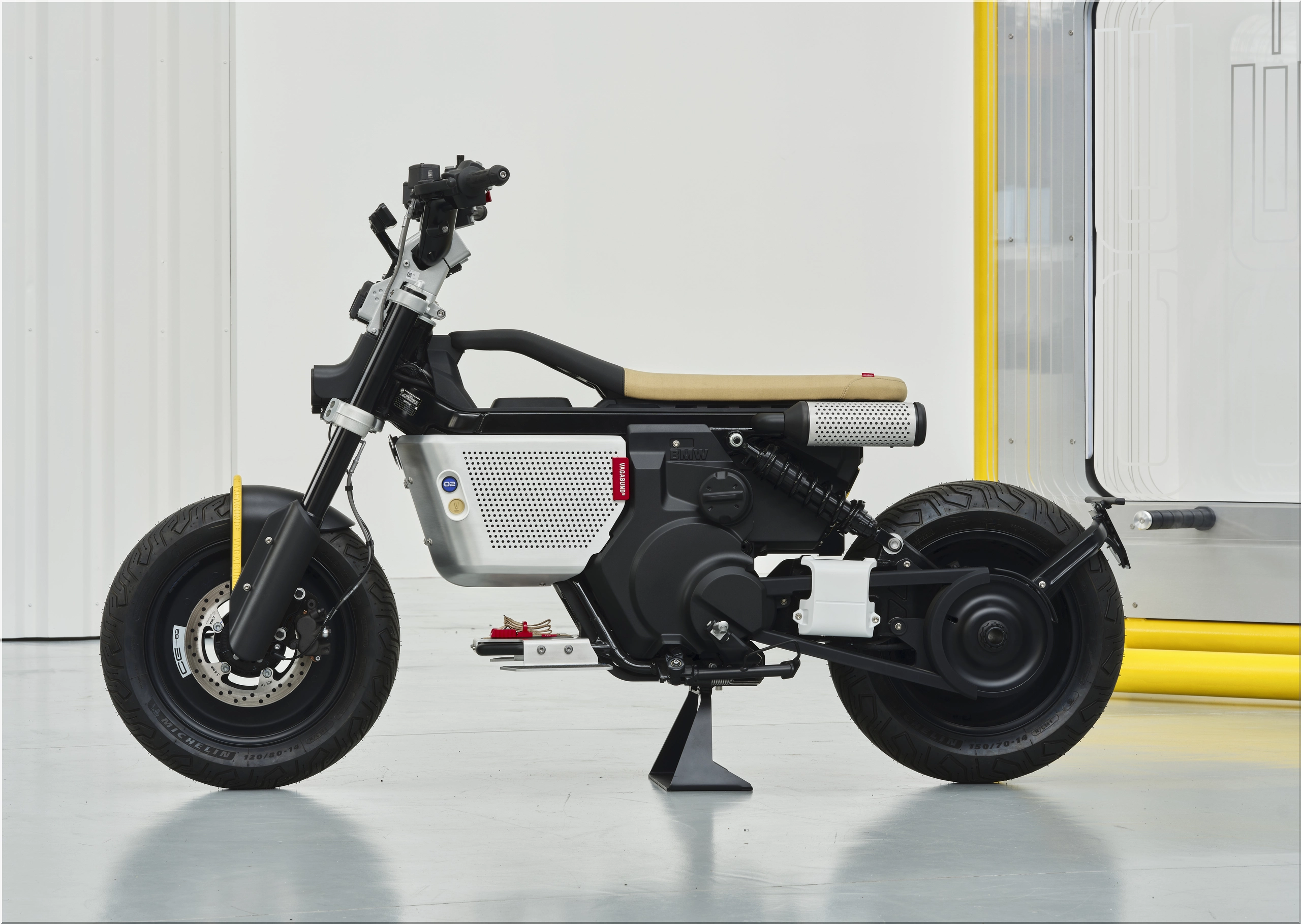 BMW CE 02 x VAGABUND: A Retro-Futuristic Electric Scooter Revolution ...