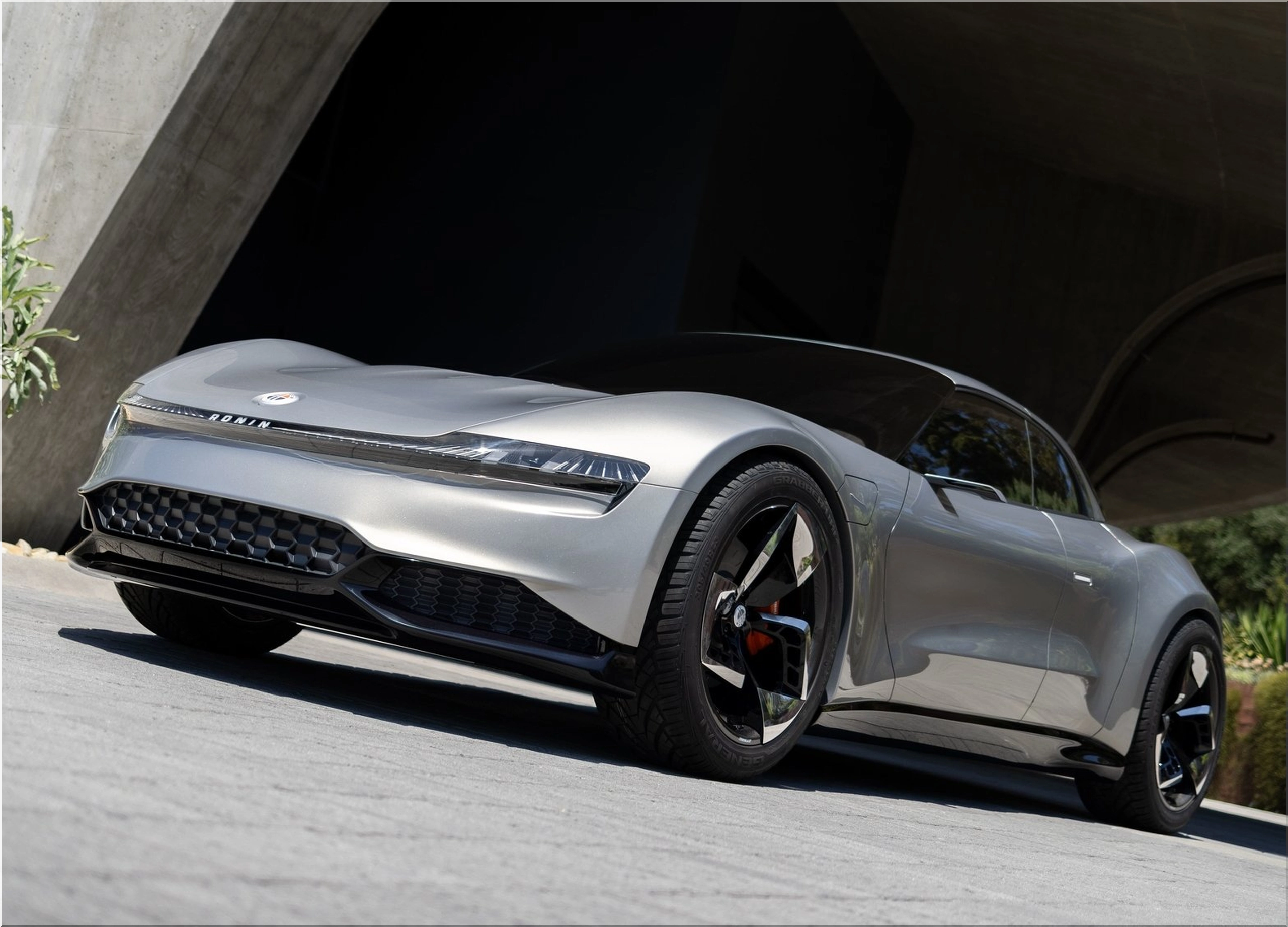 Fisker Ronin: The Ultimate Electric Convertible for the 21st Century ...