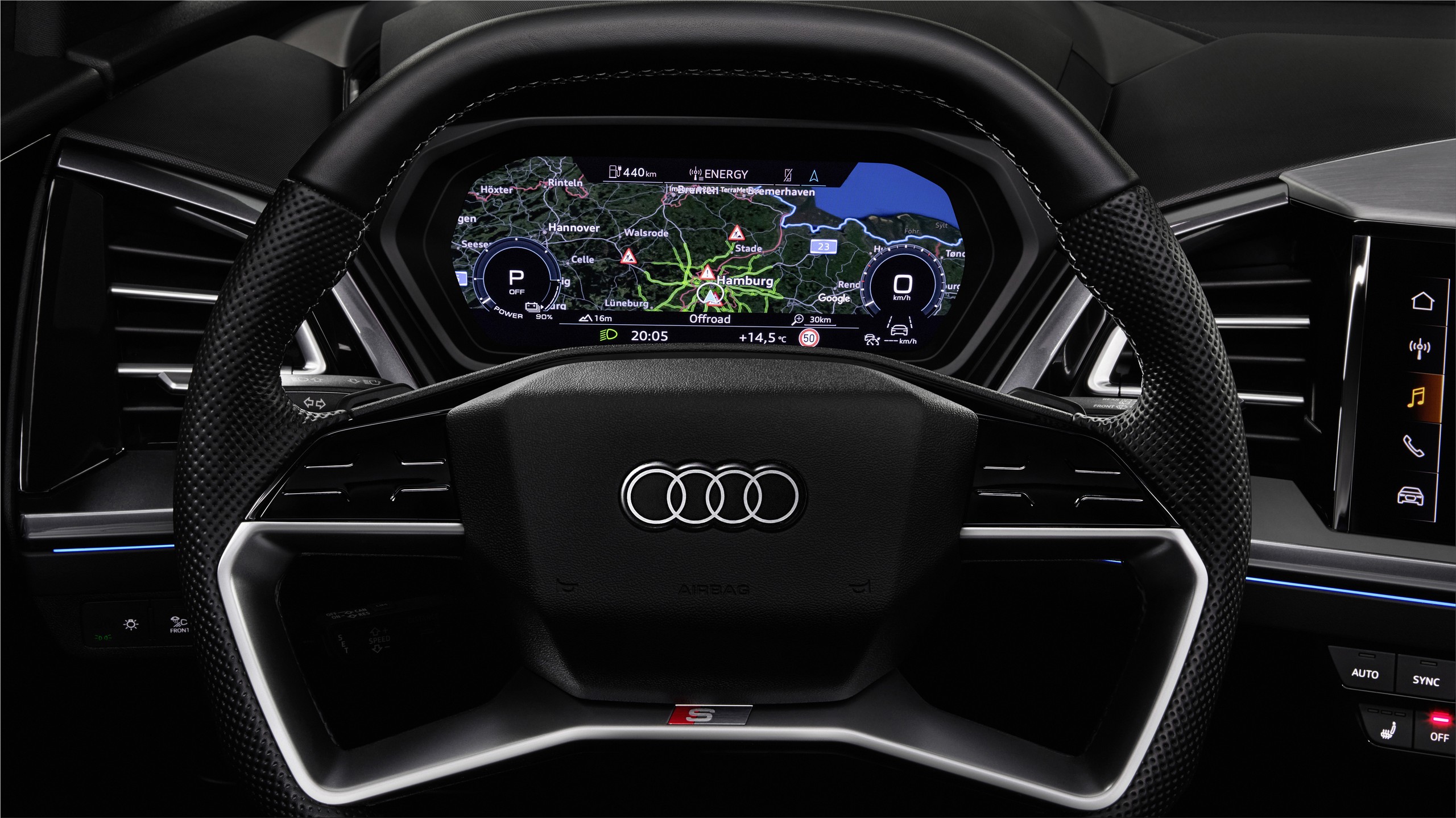 The new Audi Q4 e-tron electric SUV with augmented reality | Electric ...