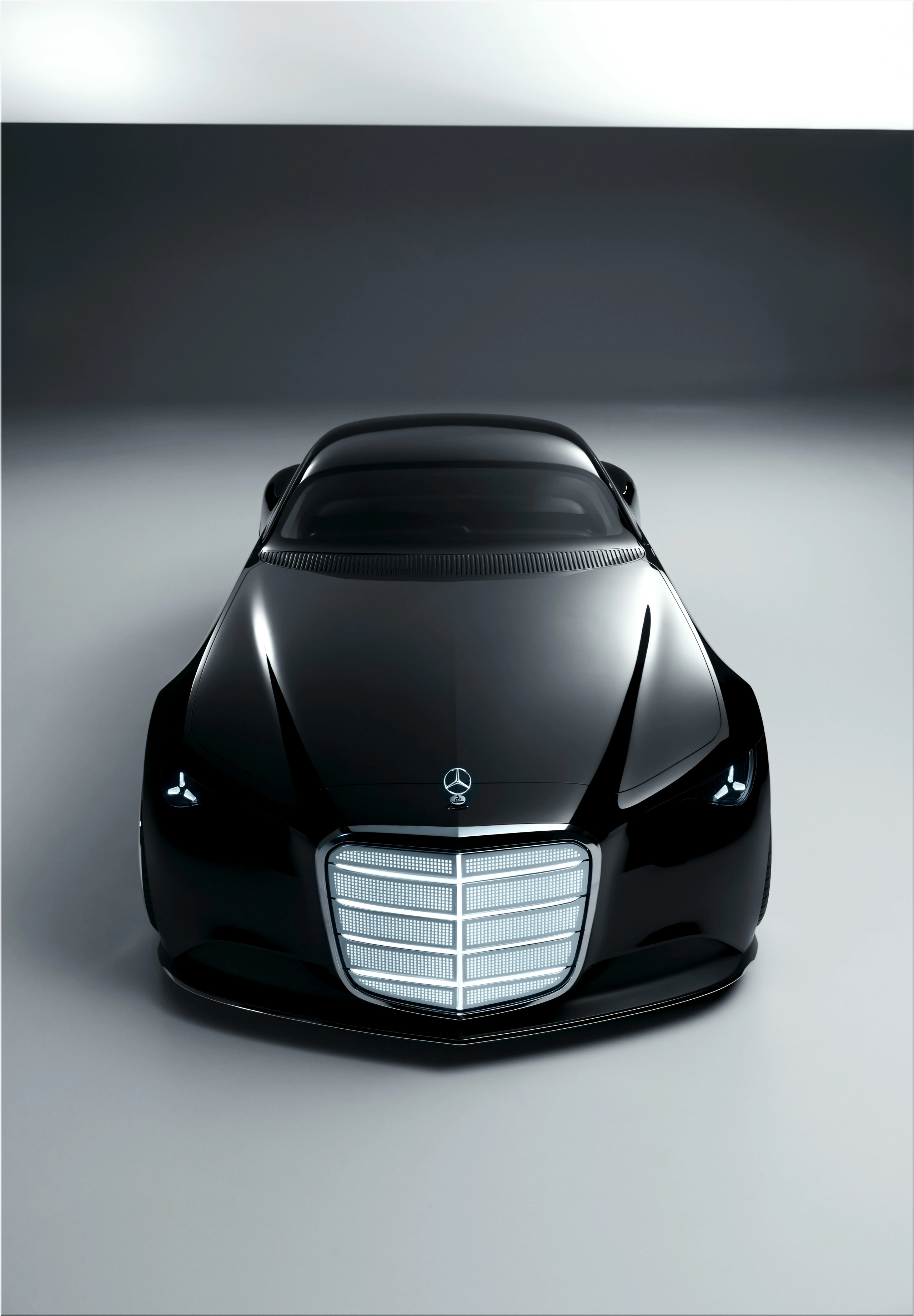 Mercedes-Benz Vision Iconic: The Future of Electric Luxury on Four ...