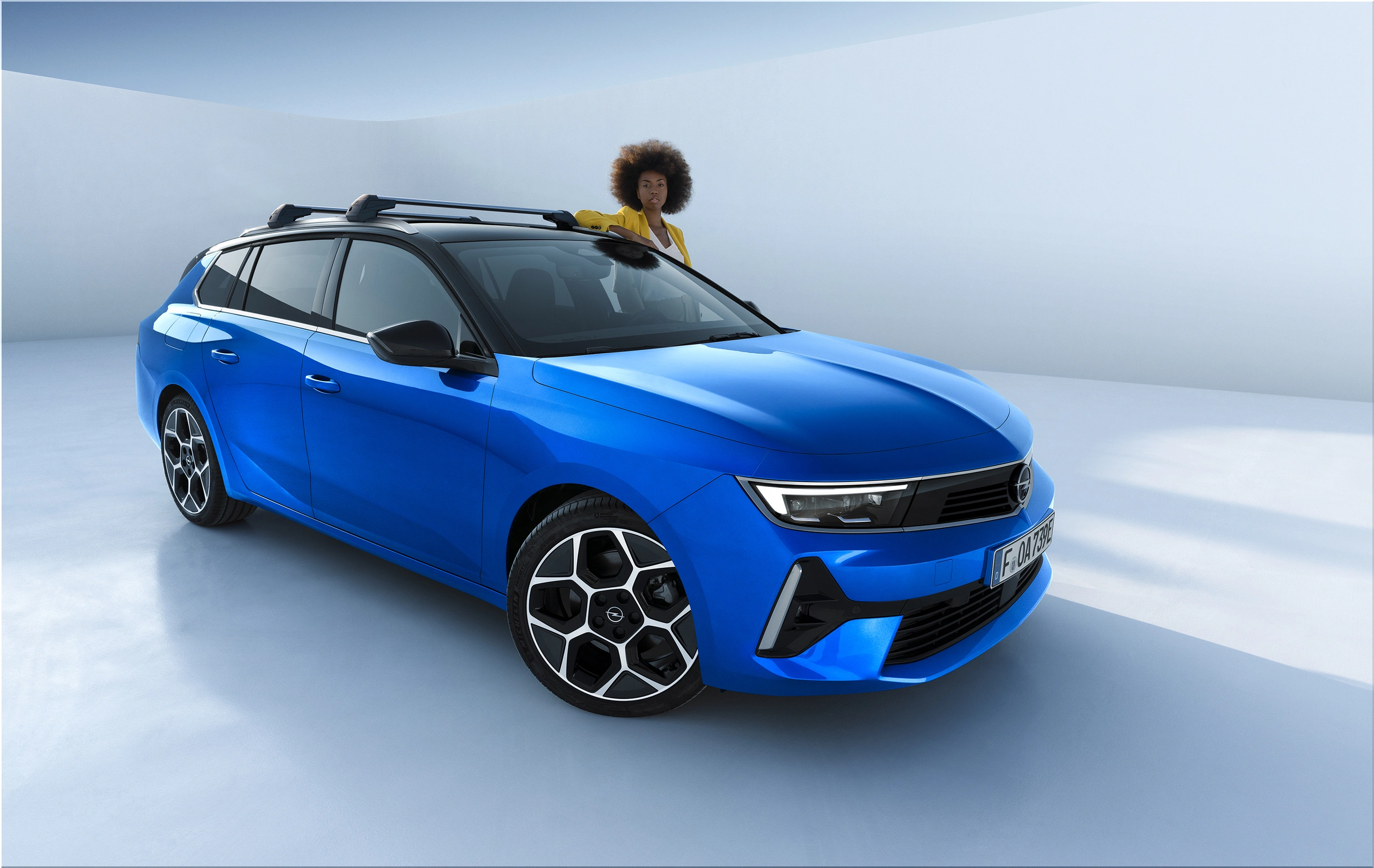 Opel Astra Electric: The German Hatchback That Goes Beyond Expectations ...