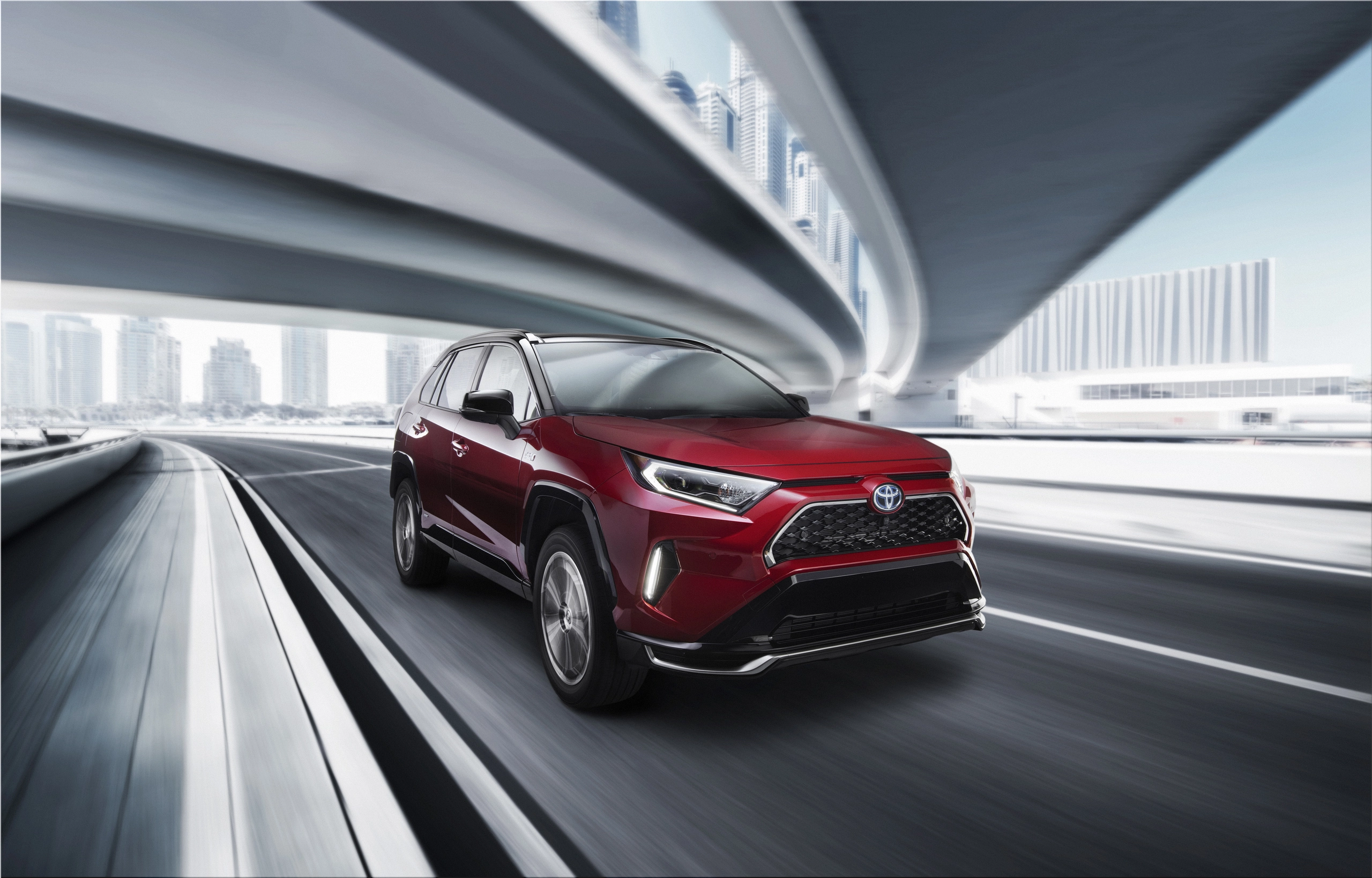 Toyota RAV4 Prime plug-in hybrid a new 300hp monster | Electric Hunter