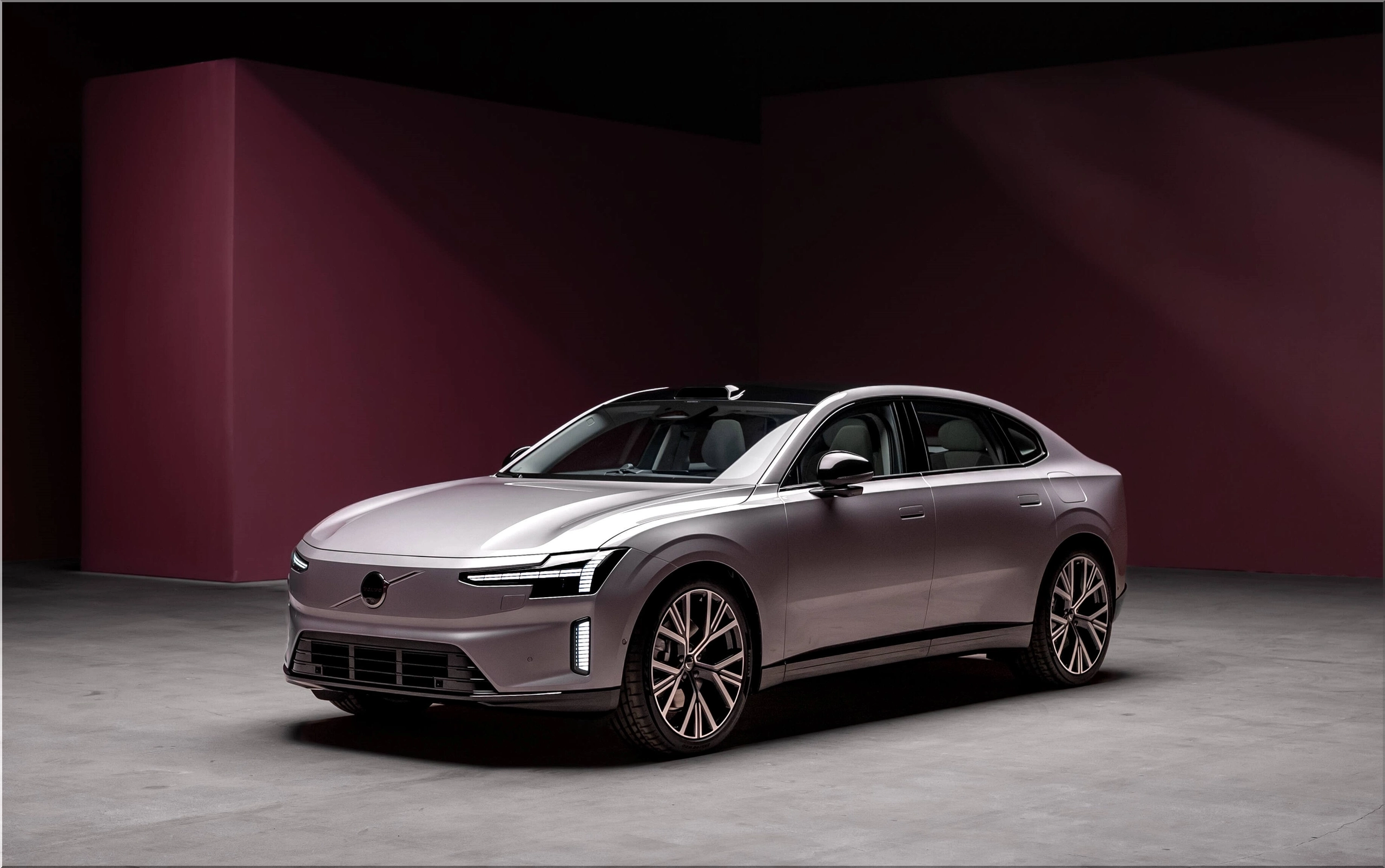 New Volvo ES90: Fast-Charging 800V EV Sedan Goes Into Production ...