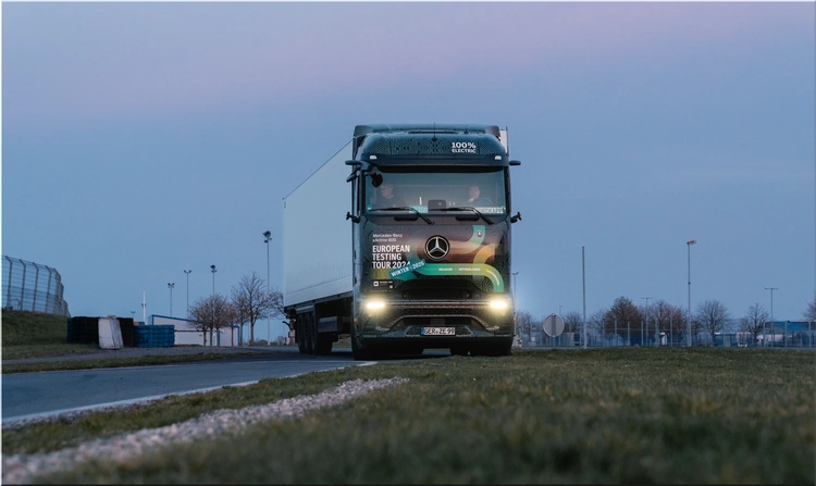 Mercedes-Benz eActros 600 Electric Truck Gets 4x2 and 6x2 Chassis ...