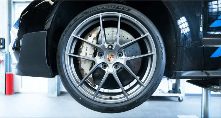 Porsche Taycan Turbo GT's Record-Breaking Tires: The Pirelli P Zero Trofeo RS Advantage ...