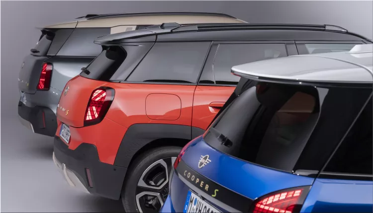 MINI Aceman Electrifies the Road: Production Confirmed, 252-Mile Range ...