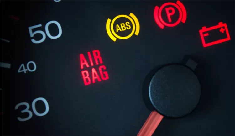 What Causes the Airbag Warning Light to Come On? | Electric Hunter