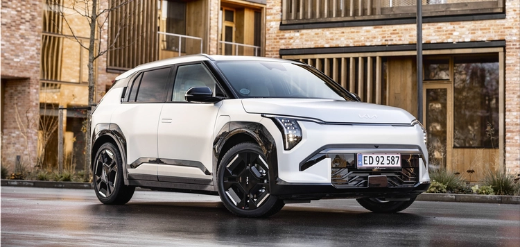 Kia EV3 Price Drop: New Starting Price for Award-Winning Electric SUV ...